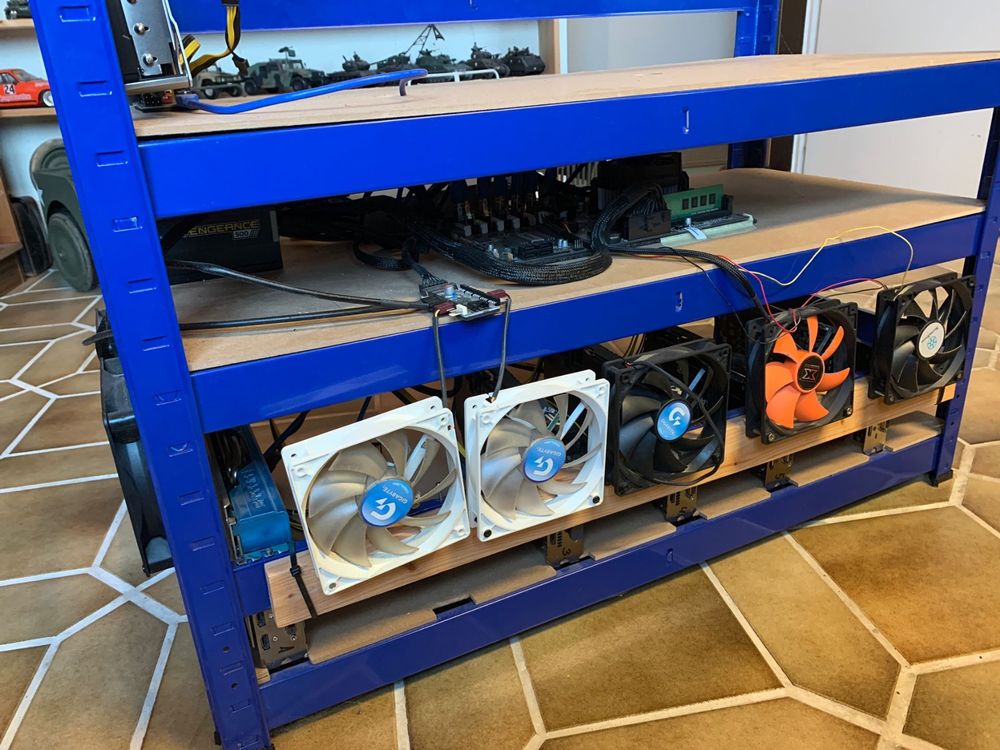 Mining Rig amd 240 mh/s (Gebraucht) in Biezwil für CHF 290 – nur ...