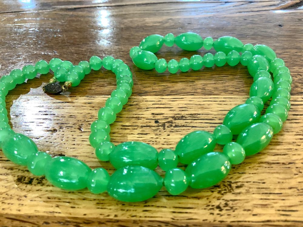MASSIVES VINTAGE JADE COLLIER, 50-ER | Kaufen auf Ricardo