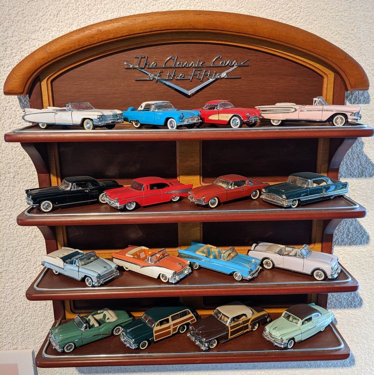 The Classic Cars of the Fifties 12 + 4 Modellautos mit Regal | Acheter ...