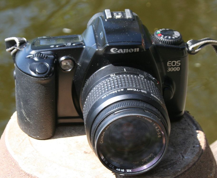 CANON EOS 3000 (Gebraucht) in Gretzenbach für CHF 30 – mit Lieferung ...