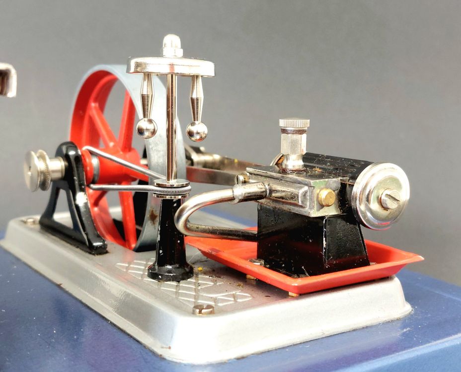 Wilesco Dampfmaschine D10 mit Zubehör | Kaufen auf Ricardo
