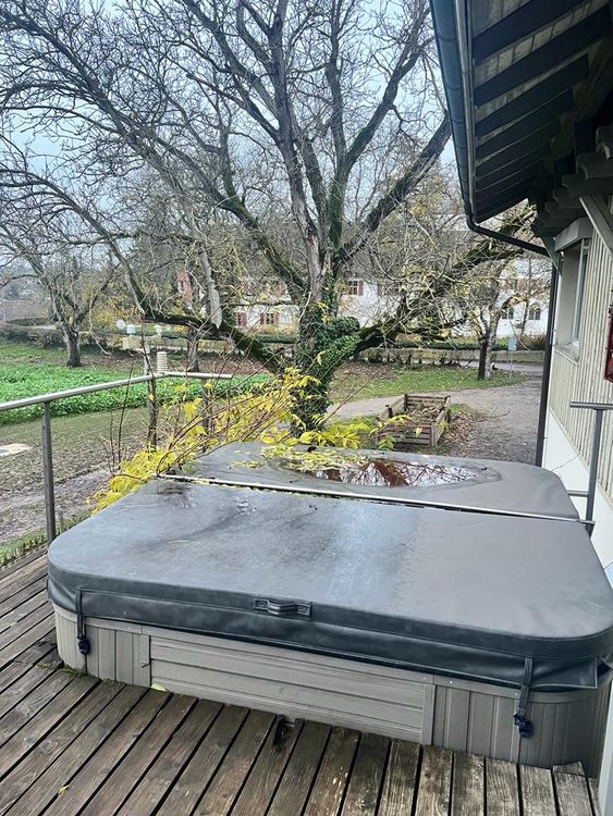 Whirlpool (Gebraucht) in Schlatt TG für CHF 2000 – nur Abholung auf ...