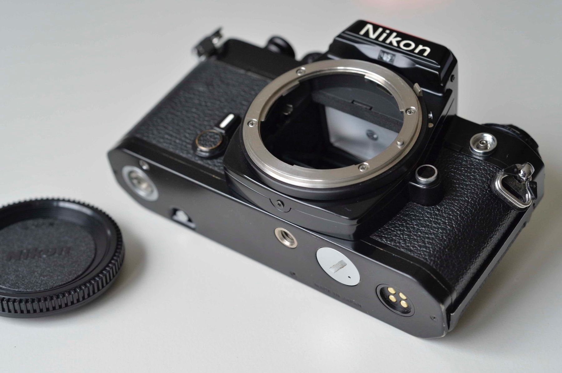 Nikon FE schwarz mit 50mm f1.8 AI - revidiert (Gebraucht) in ...