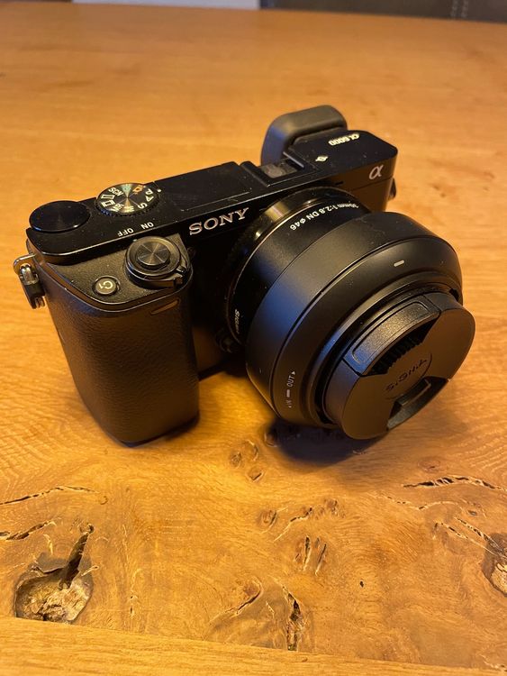 Sony Alpha 6000 + Sigma, 30mm 1:2.8 (Gebraucht) in für CHF 235 – mit ...