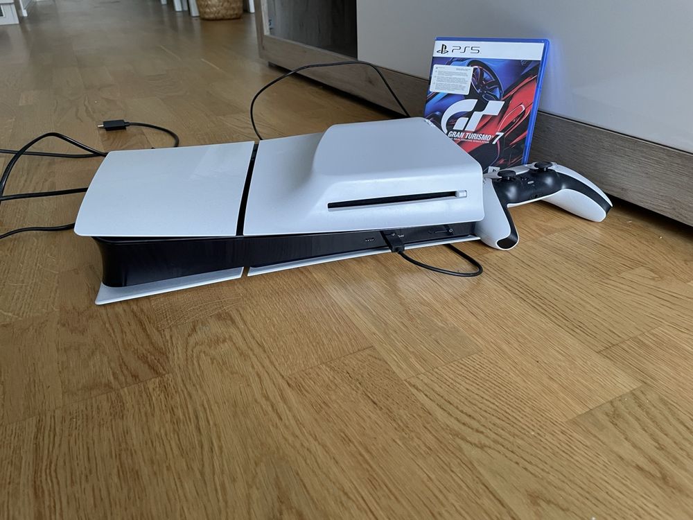 Playstation 5 slim disc edition (Neu (gemäss Beschreibung)) in Bern für CHF 385 – mit Lieferung ...