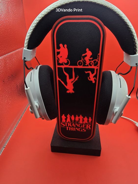 Stranger Things Headset Stand light (Neu (gemäss Beschreibung)) in Chur ...