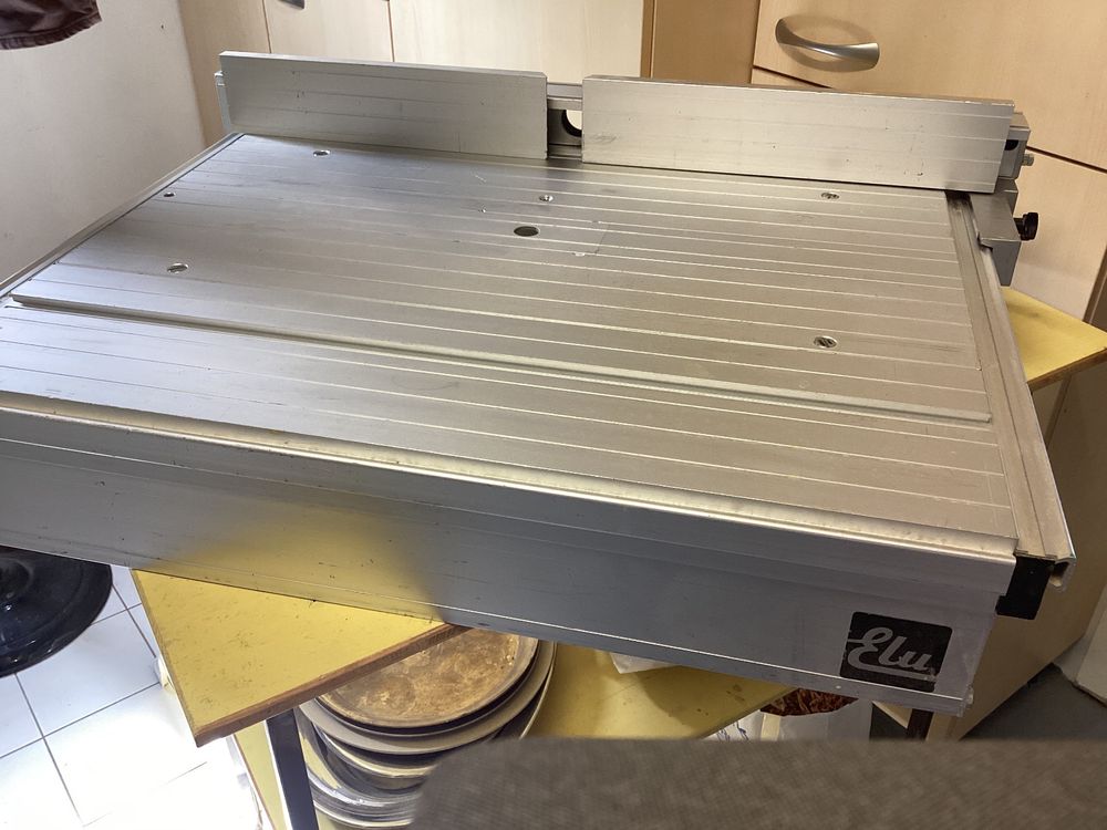 Frästisch ELU (Gebraucht) in für CHF 120 – nur Abholung auf Ricardo kaufen