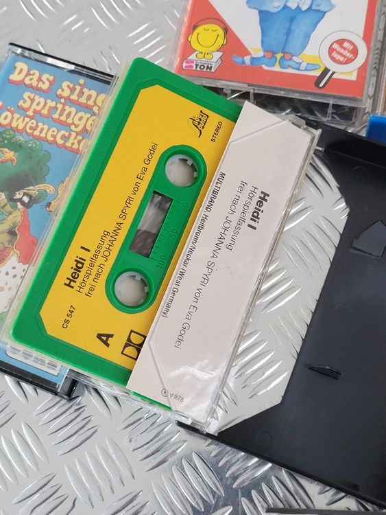 Cooler LENCO Kassetten/CD und 18 Kassetten bunt gemischt (Gebraucht) in ...