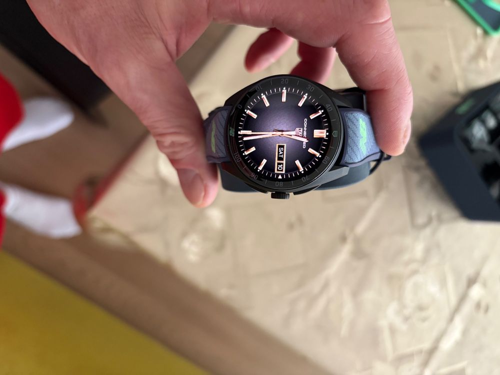 Tag Heuer Connected Calibre E5 X New Balance (Neu (gemäss Beschreibung ...