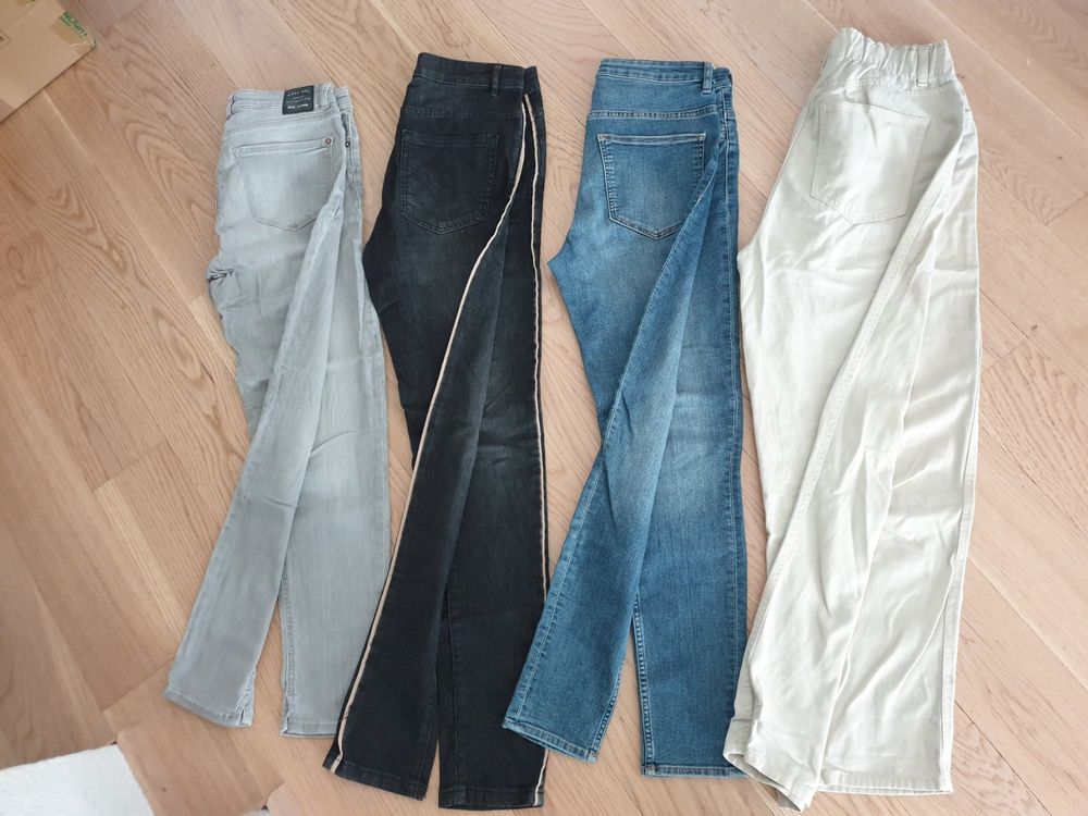 Hosen Set Gr.40 (Gebraucht) in Rüti ZH für CHF 13 – mit Lieferung auf ...