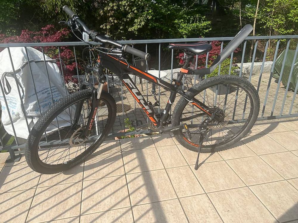 Velo: Fuji One (Gebraucht) in Grüningen für CHF 130 – nur Abholung auf ...