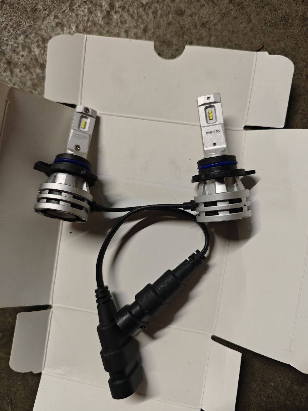 Philips Ultinon Pro3101 LED – HIR2 (Gebraucht) in Volketswil für CHF 30 ...