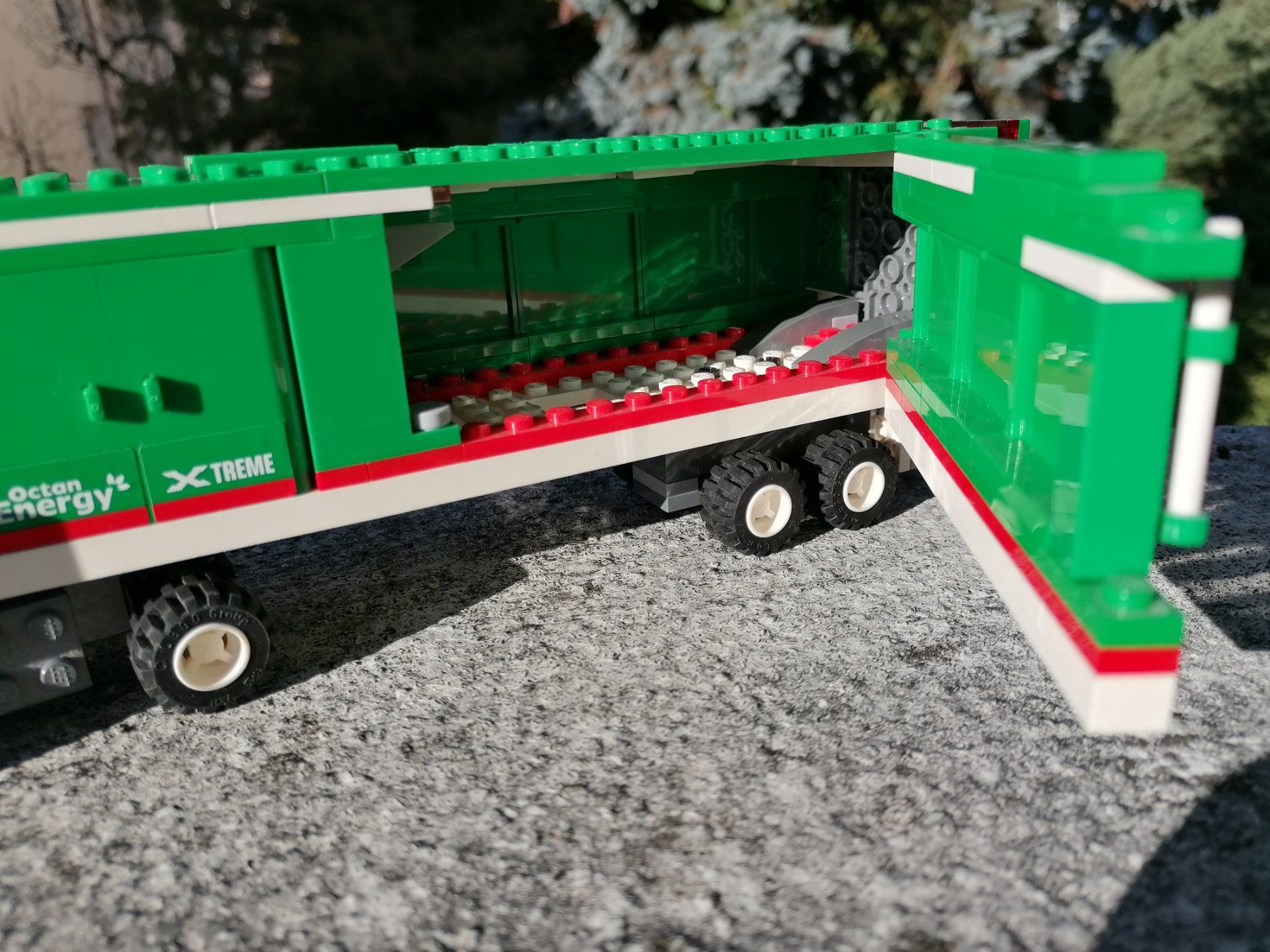 LEGO City # OCTAN F1 Transporter (Gebraucht) in LAUSANNE für CHF 15 ...