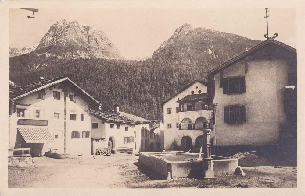 AK, "Schuls Dorfplatz mit Piz Lischanna + Piz St. Jon | Kaufen auf Ricardo