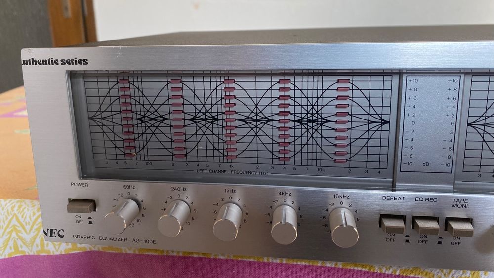 NEC AG-100E Stereo Graphic Equalizer (Gebraucht) in Oberglatt ZH für ...