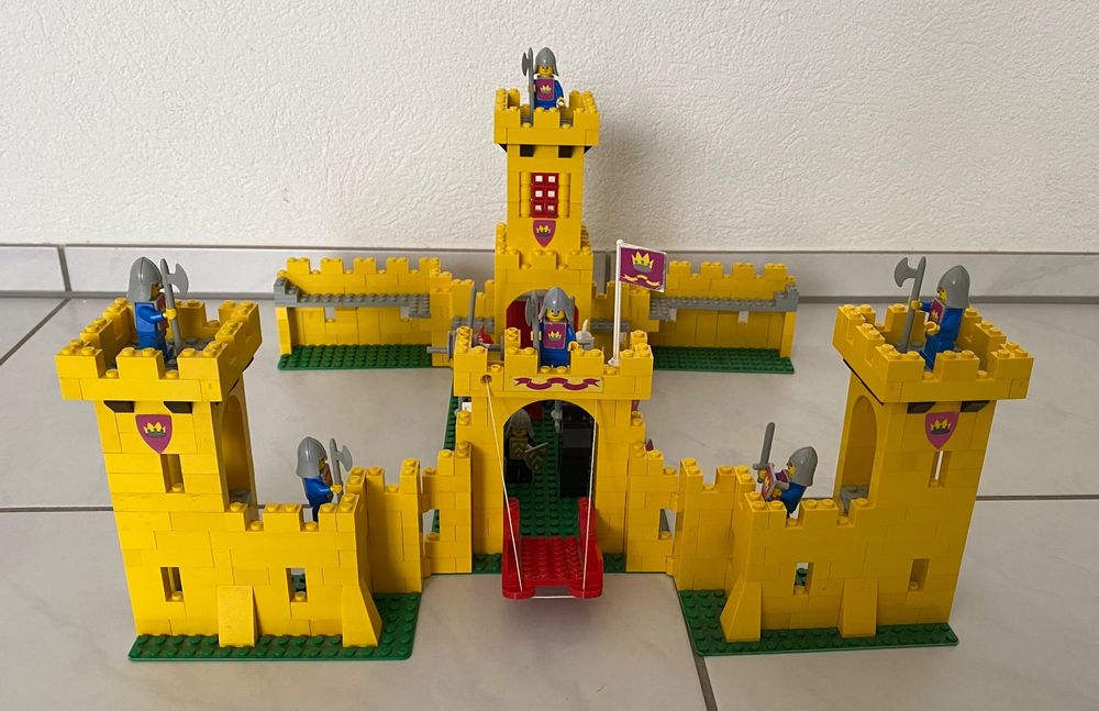 Lego 375 Gelbe Ritterburg (1978) - nahezu komplett (Gebraucht) in Aristau für CHF 230 – mit ...