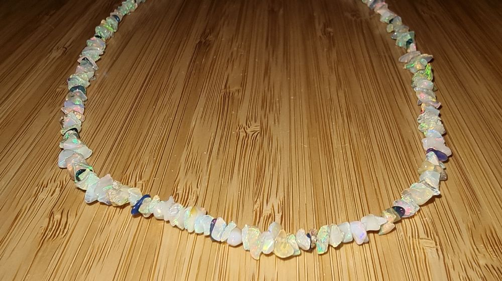 Halskette Opal- Splitter blau,weiss 50cm RAR | Kaufen auf Ricardo