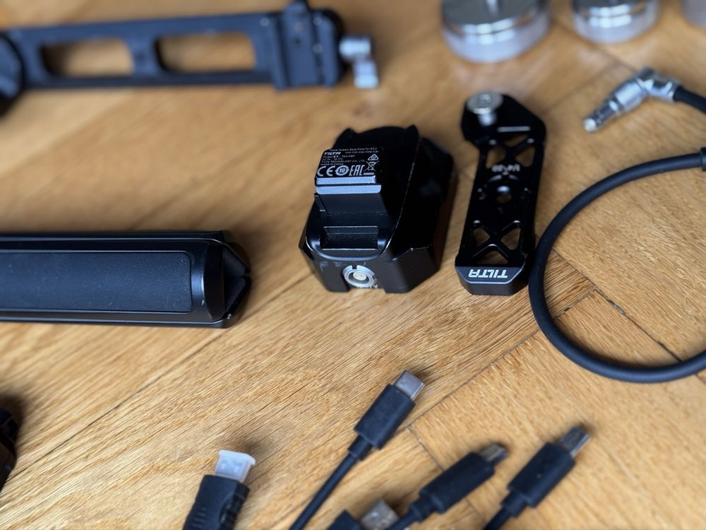 RS3 PRO + FULL KIT TILTA ADVANCED RIG GRIP - Kit RS3 Pro (Gebraucht) in ...