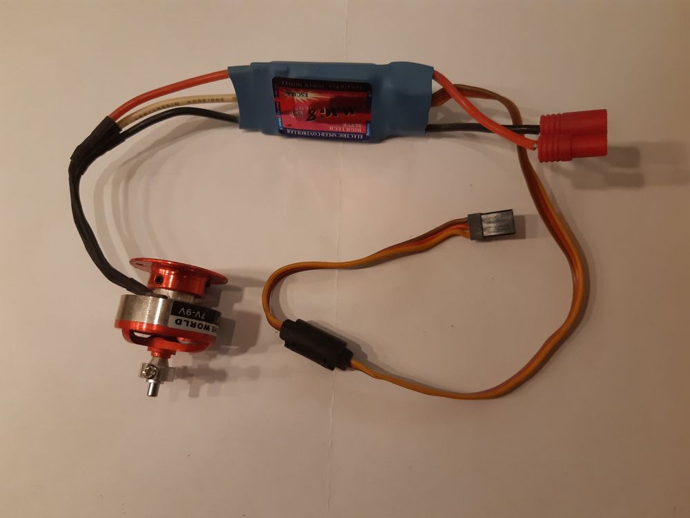 ESC MAG8 Speed Controller 18A inkl. Motor EMAX CF2805 (Gebraucht) in ...