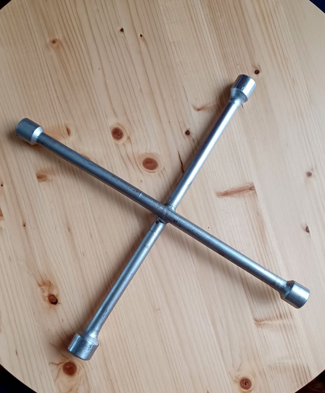 Radkreuzschlüssel, 4 - Grössen, 6 - Kant 17, 18, 19, 22 mm, (Gebraucht ...