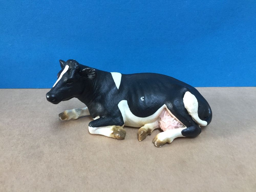 Schleich 13142 Kuh schwarzbunt liegend (Gebraucht) in Ennetbaden für CHF 14 – mit Lieferung auf ...