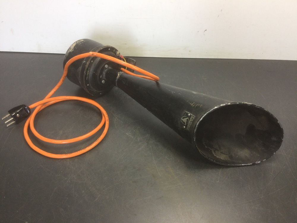 Gebrauchtes Horn für Telefon Alarm Albis-Werke Zürich (Gebraucht) in ...