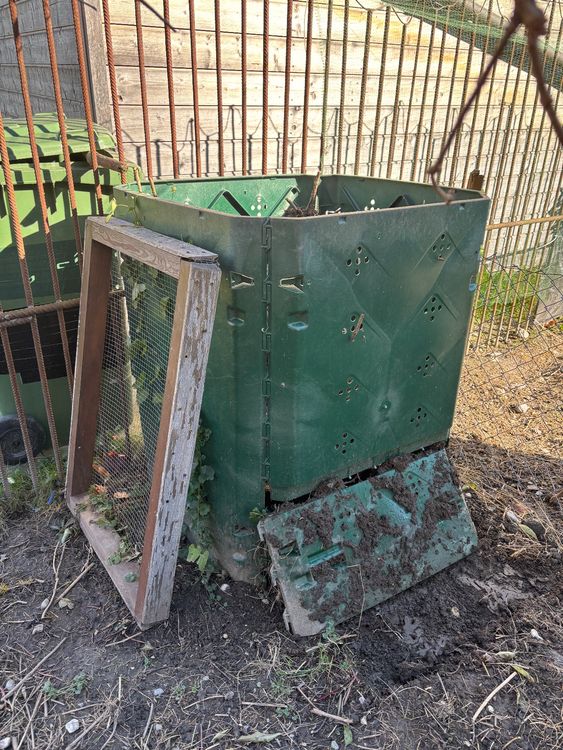 Kompostierer+ Kompostsieb- ABGEBAUT! (Gebraucht) in Grabserberg für CHF ...