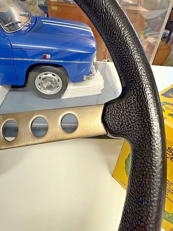 Renault 8 Gordini rare volant original "Quillery" come neuf (D'occasion ...