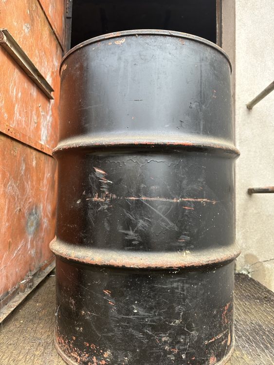 Altes Ölfass / Deko Fass schwarz (Gebraucht) in Langenthal für CHF 49 ...