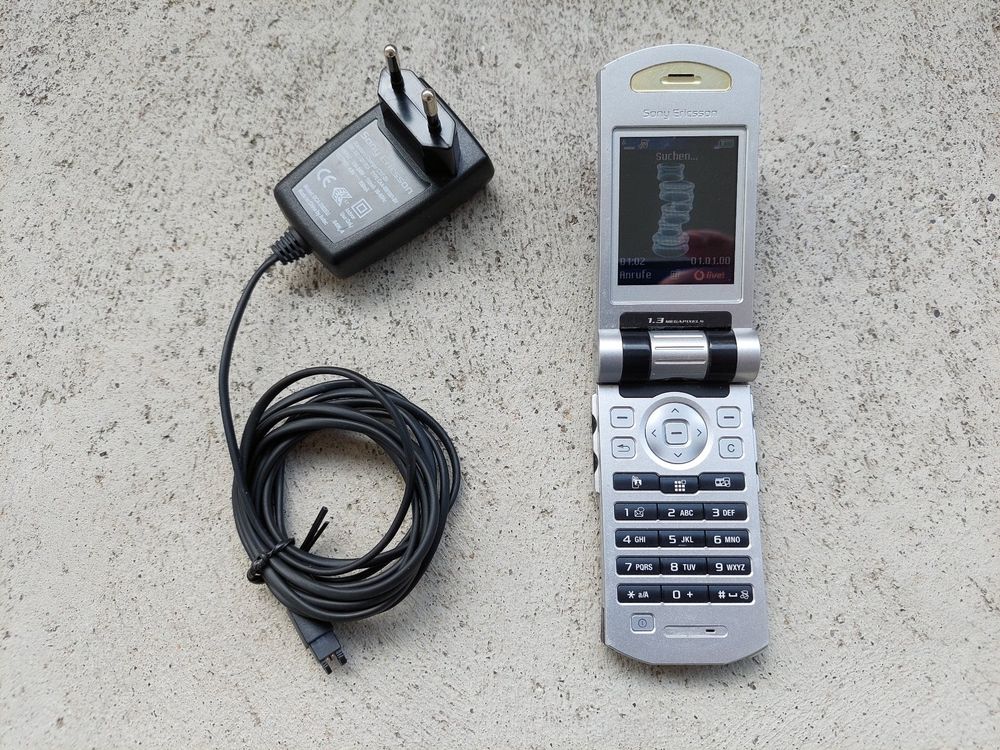 Sony Ericsson V800 funktionsfähig und mit Ladegerät (Gebraucht) in ...