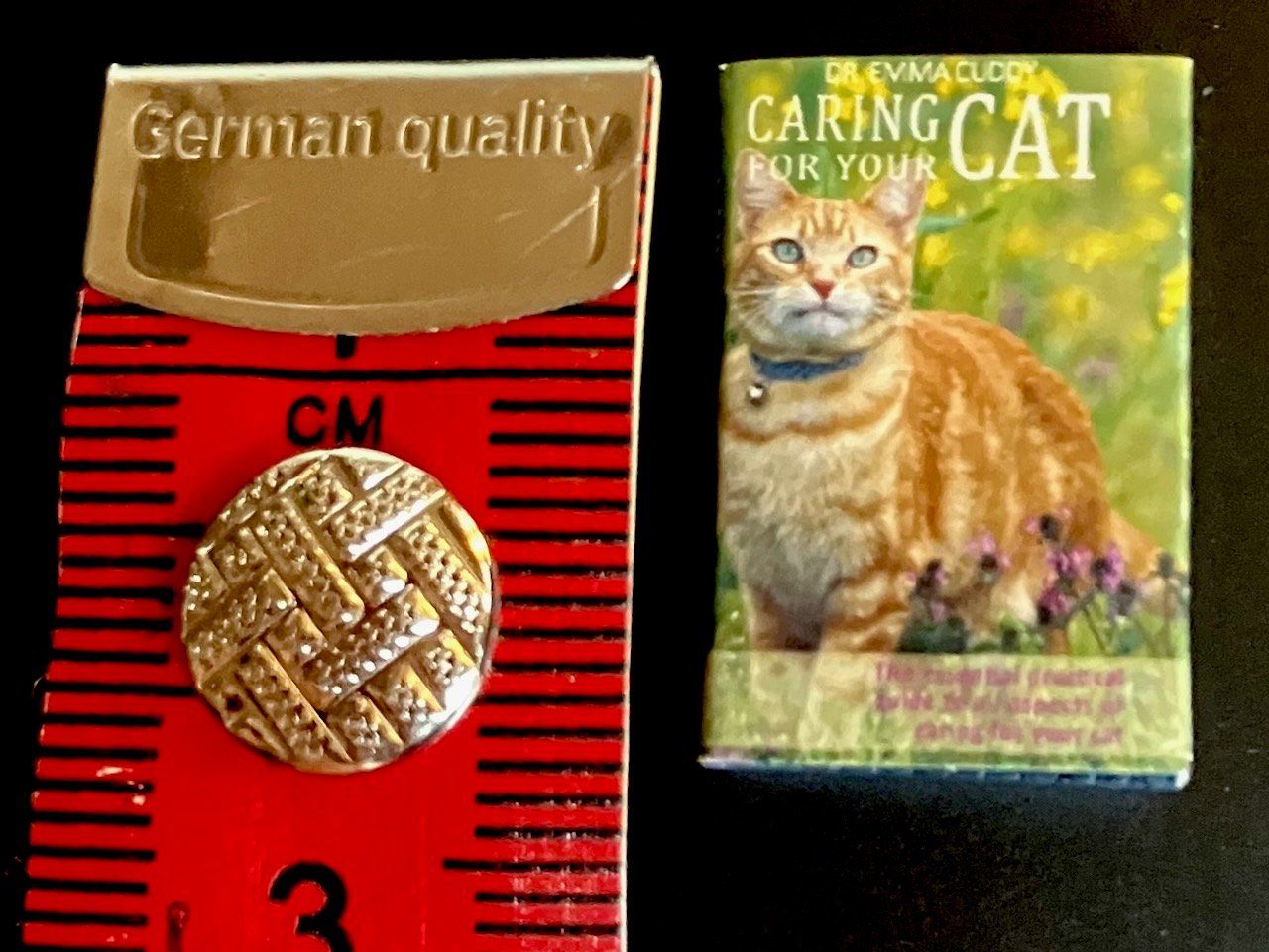 Miniaturbuch "Caring for your Cat" für die Puppenstube. (Neu und ...