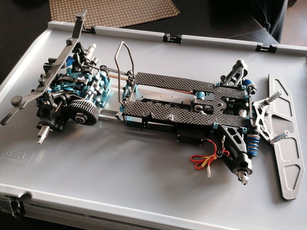 Voiture RC Shepherd Velox V8 'eleven' 1/8 (Neu und originalverpackt) in ...