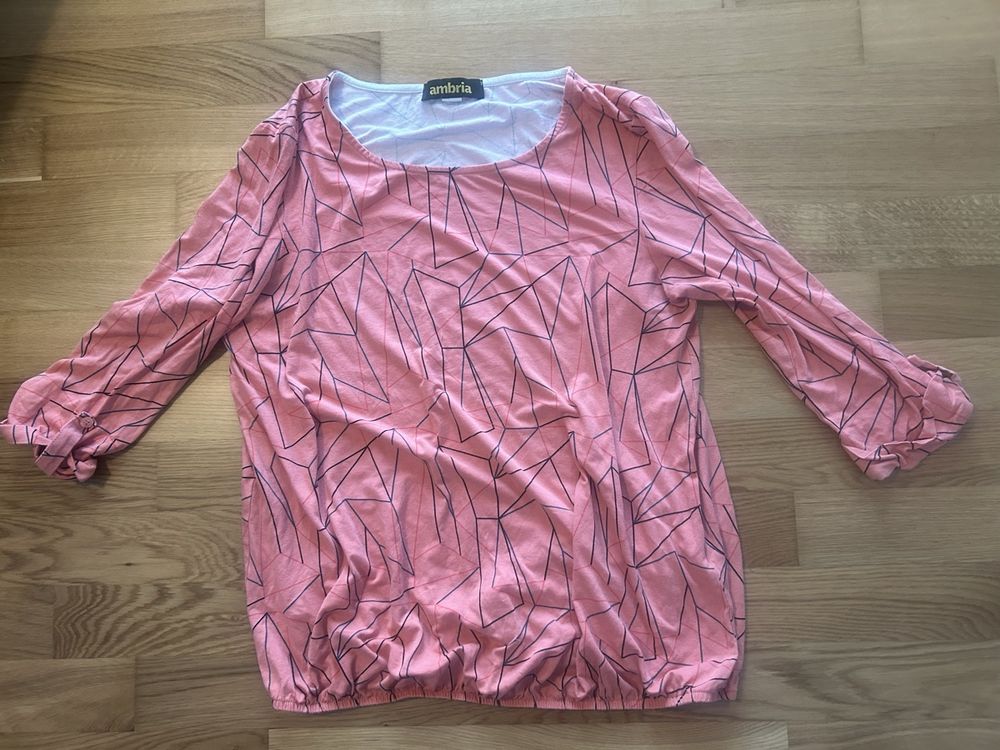 Hübsche Bluse Gr. 44 (Gebraucht) in Niederglatt ZH für CHF 6 – mit Lieferung auf Ricardo kaufen