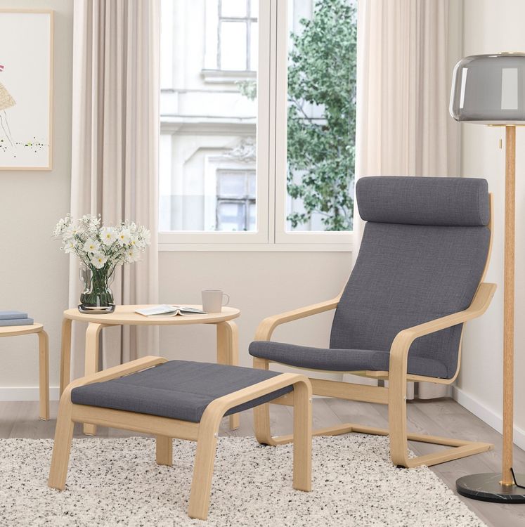 Gemutlicher Sessel Mit Hocker