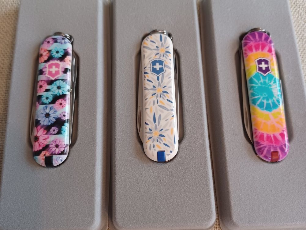 Victorinox Classic 3er Set lim. Edition 2021 (Neu (gemäss Beschreibung ...