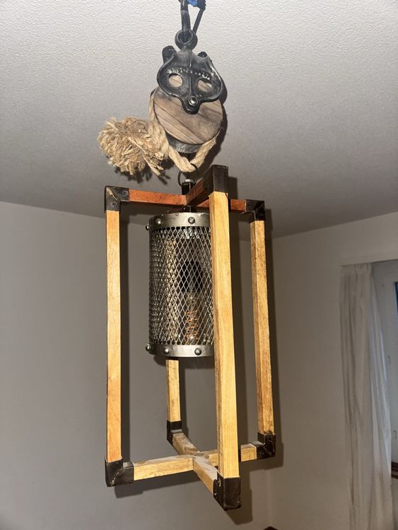 Rustic Industrial Pendant Light with Pulley System | Kaufen auf Ricardo