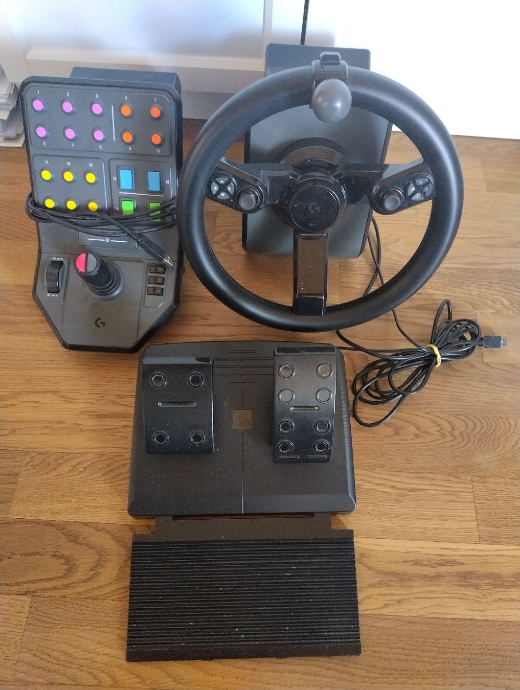 Logitech G Farm Heavy Equipment Bundel (Gebraucht) in Ersigen für CHF ...