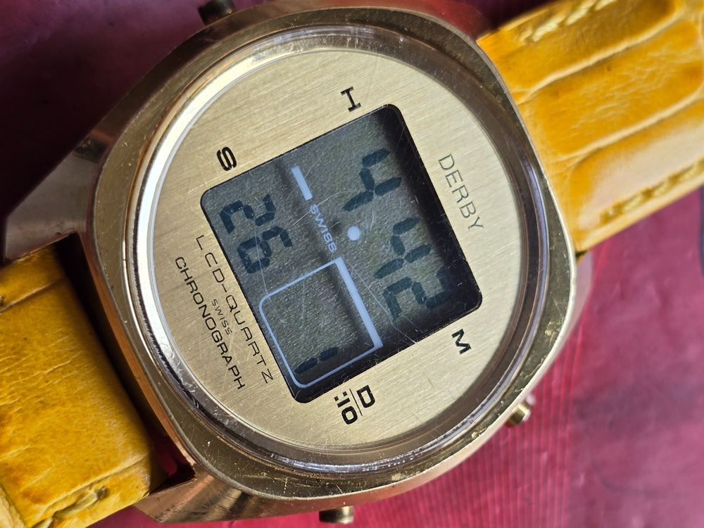 539 Derby LCD Chronograph (Gebraucht) in Muri AG für CHF 59 – mit ...