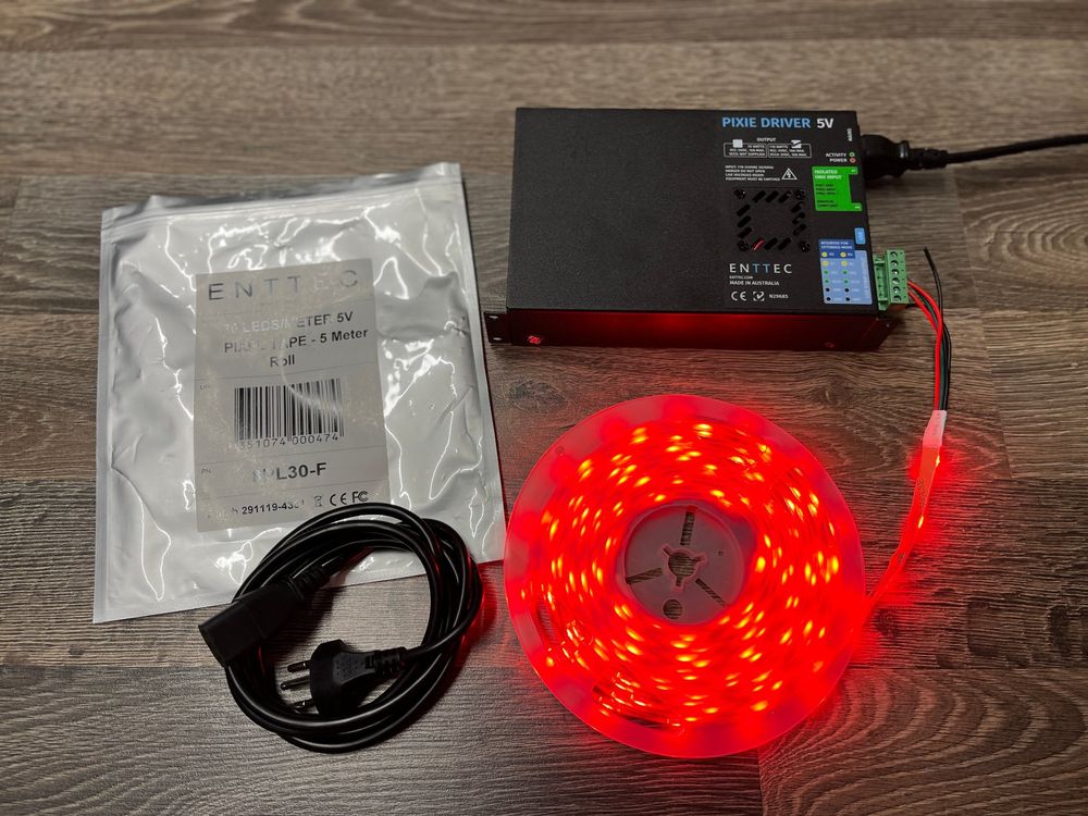 Enttec Pixie Driver 5V - inkl. 1x RGB LED-Stripes à 5m | Kaufen auf Ricardo
