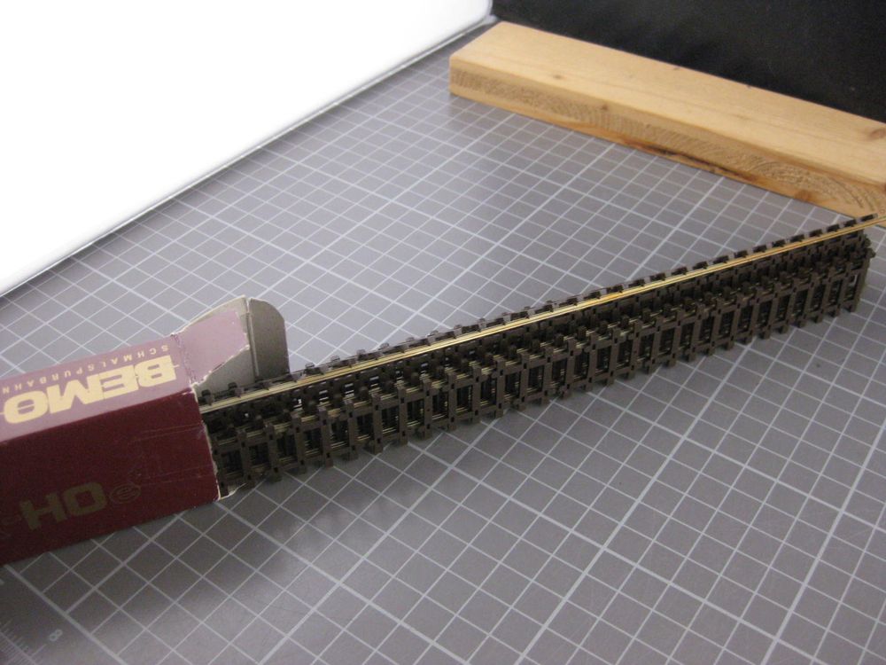 Bemo 4202 000 Flexgleis, code 83, 7 Stück, in Bemo Gleisscha (Gebraucht) in Malters für CHF 72 ...