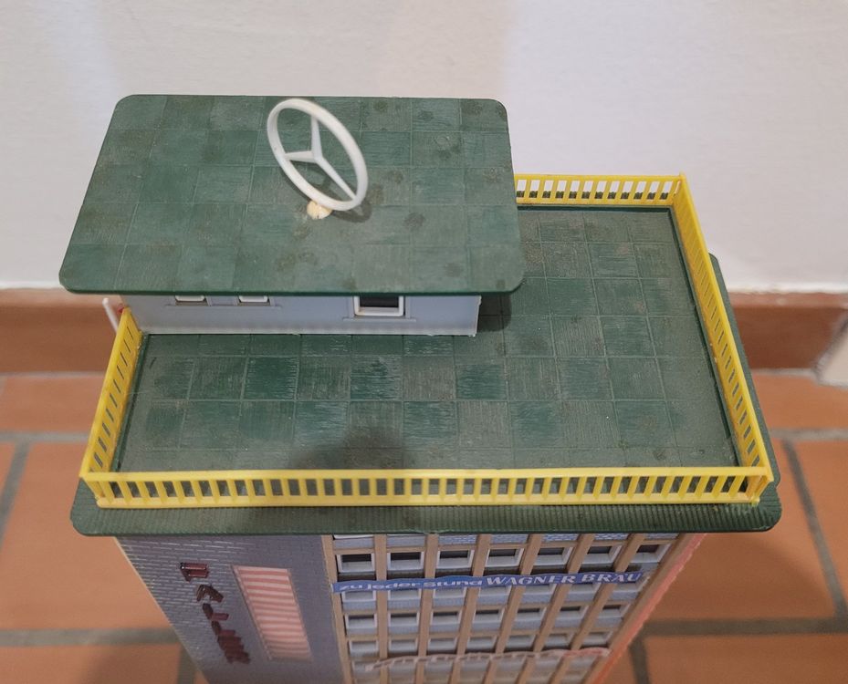 Faller Hochhaus für Modelleisenbahn H0 - beleuchtet (Gebraucht) in für ...