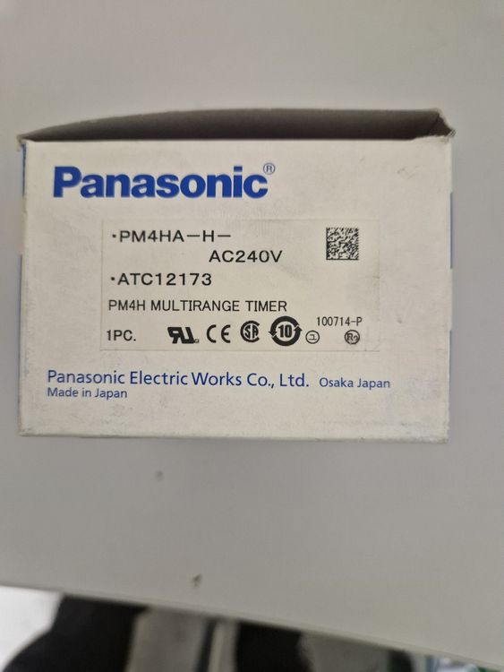 Panasonic PM4H Multirange Timer, Typ „PM4HA-H-AC240V“ und AT (Neu und ...