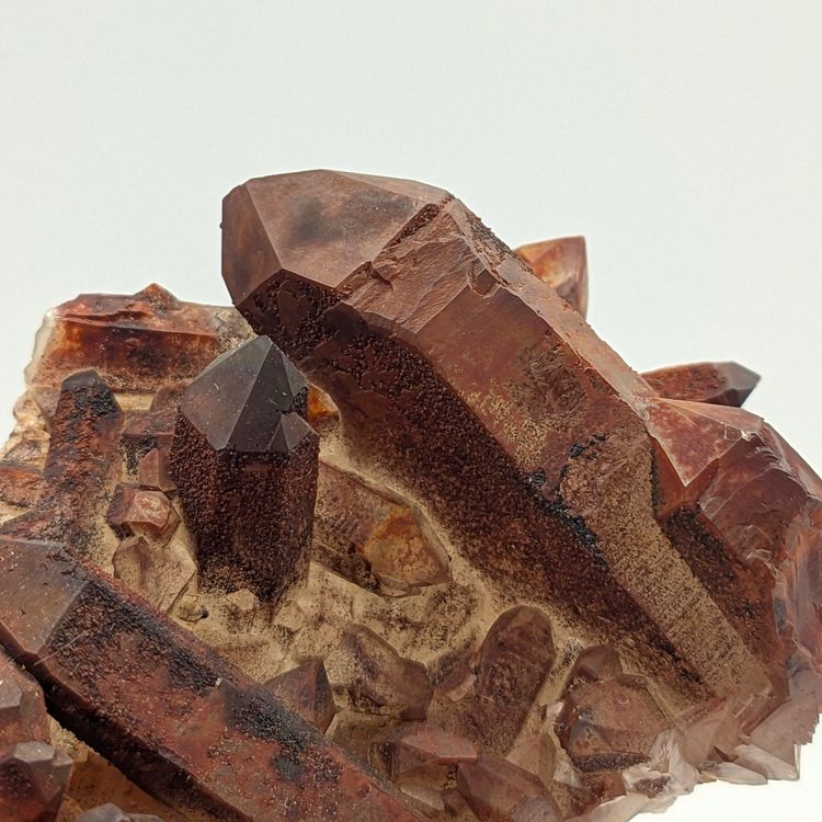 HÄMATIT-QUARZ ROT, Farbe ROT dunkel natürlich (Neu (gemäss Beschreibung)) in Balerna für CHF 85 ...