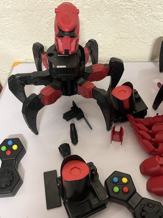 Gesteuerter Roboter Spinne - Rot/Schwarz, CC-1002 (nikG) (Gebraucht) in ...
