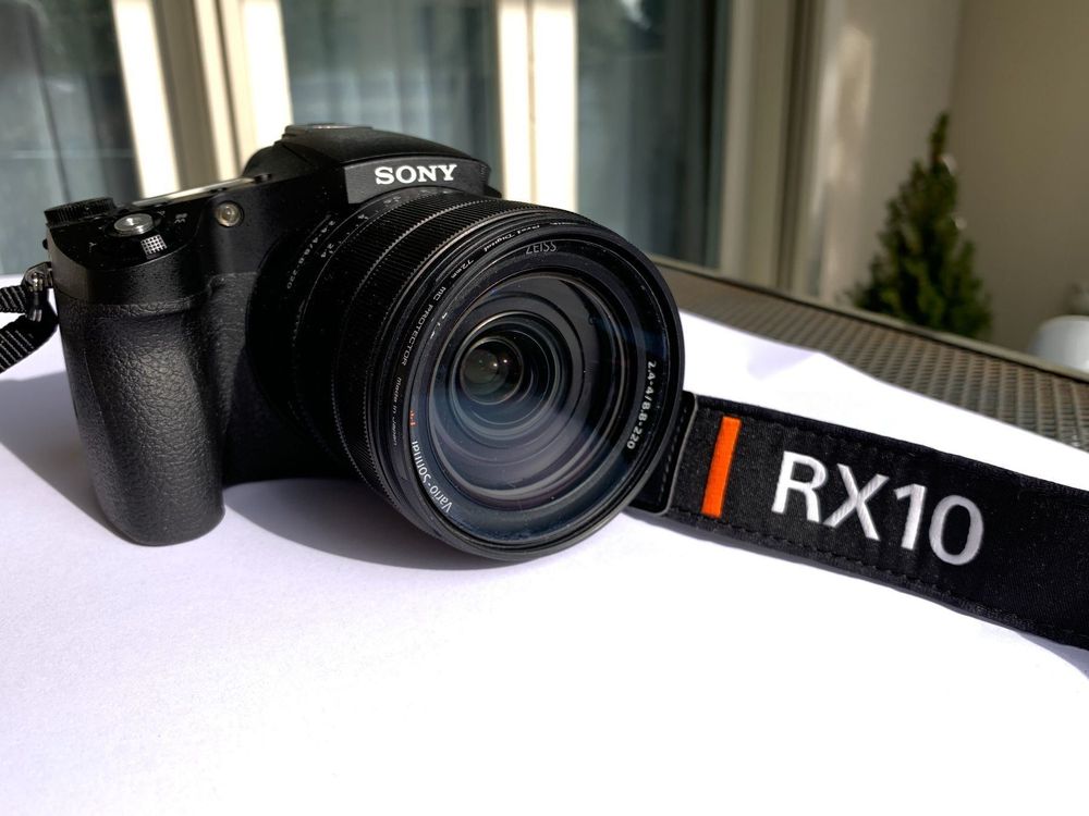 SONY RX 10 Mark IV (Gebraucht) in Zürich für CHF 999 – mit Lieferung ...