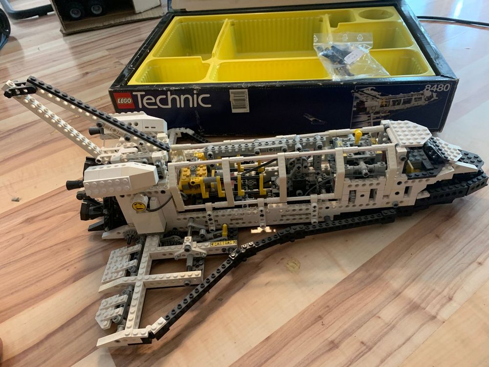 LEGO Technic Space Shuttle 8480 - Vintage set (Gebraucht) in Biberen ...