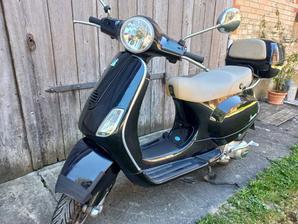 Motorrad Roller Piaggio Vespa LX 125 (Gebraucht) in Rudolfingen für CHF 1210 – nur Abholung auf ...