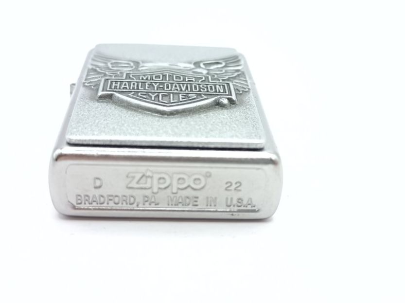 ZIPPO Harley Davidson Iron Eagle Emblem Feuerzeug 60001210 (Neu und originalverpackt) in Ennenda ...