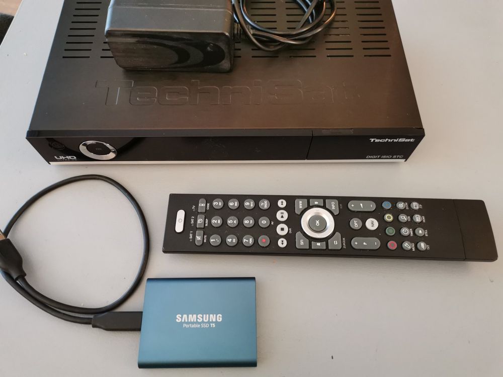 Sat Receiver UHD 4k Technisat Digit ISIO STC inkl. SSD 500GB (Gebraucht ...