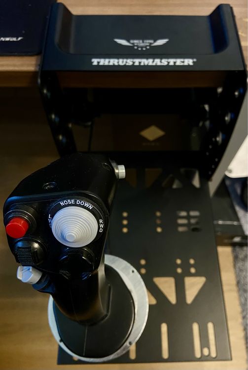 Thrustmaster Hotas Warthog + Pedals Gamer Set (Gebraucht) in Bern für ...